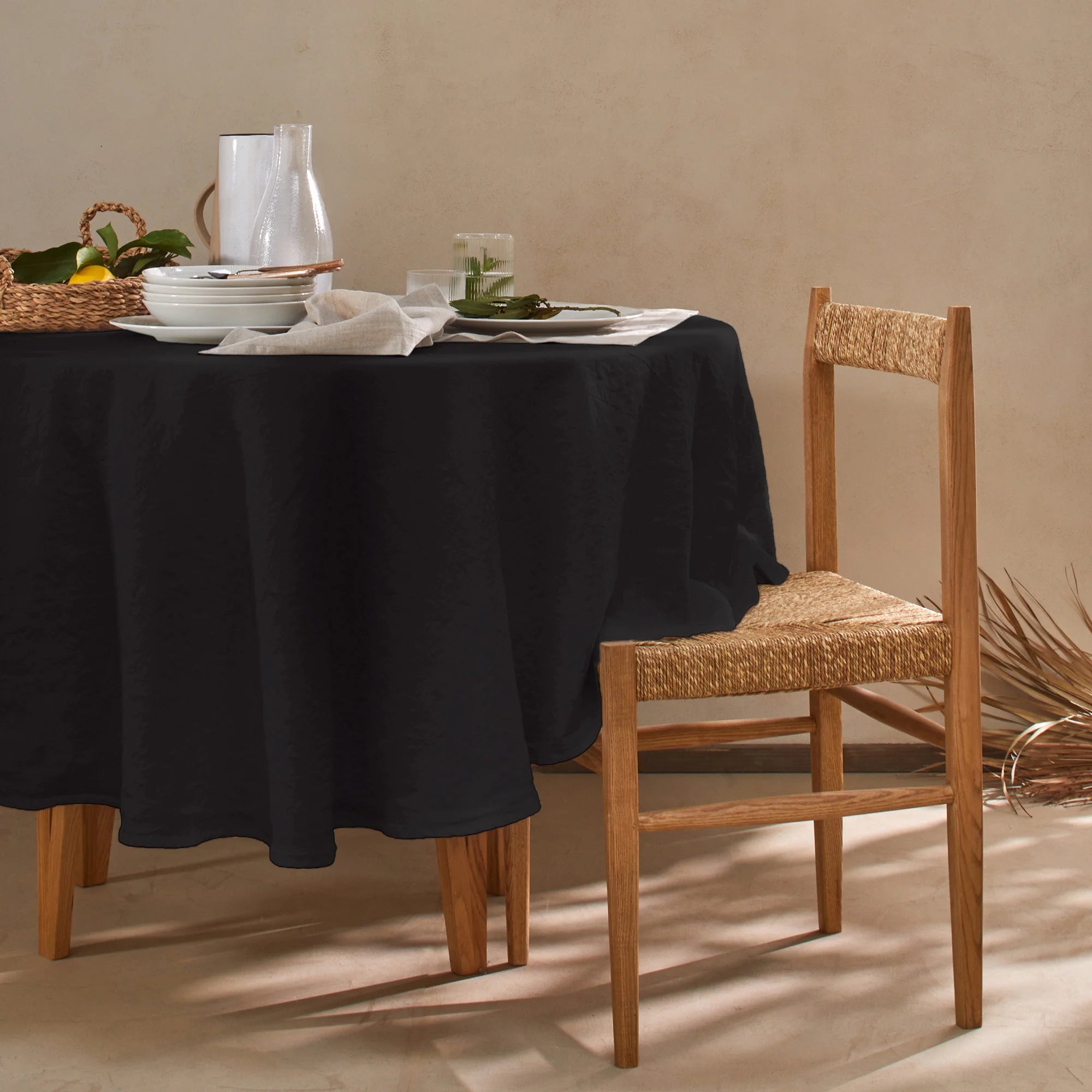 Nappe ronde en lin lavé noir | Linenshed