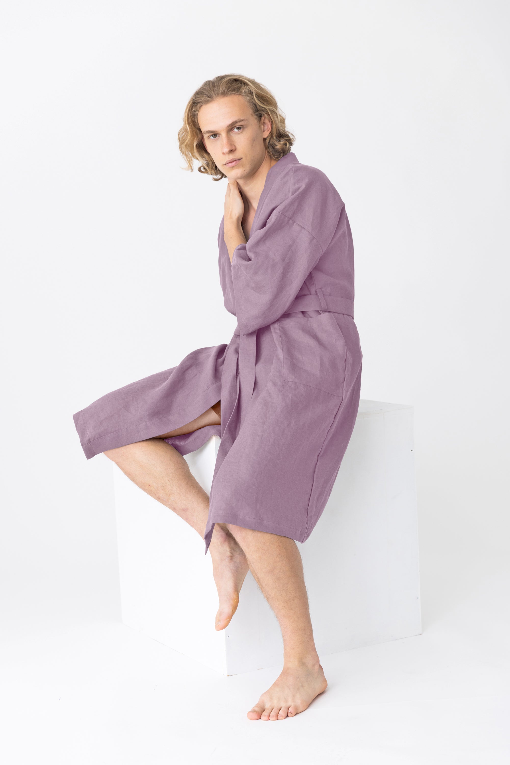 Peignoir long homme en lin lilas | Linenshed